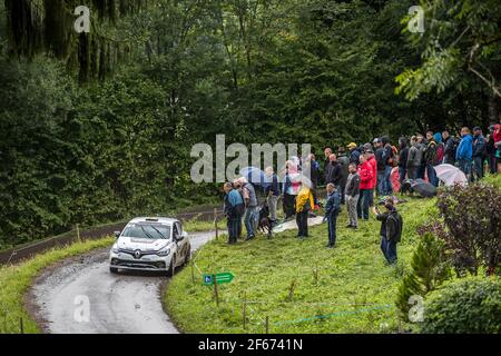 39 BERNARDI Florian CASTEX Xavier Renault Clio RS ambiance portrait ...