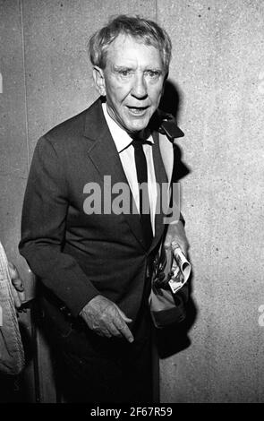 Burgess Meredith 1980 Credit: Ralph Dominguez/MediaPunch Stock Photo - Alamy