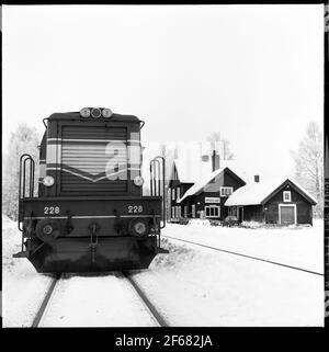 The state railways, SJ T43 228 at Birdsjö Station Stock Photo - Alamy