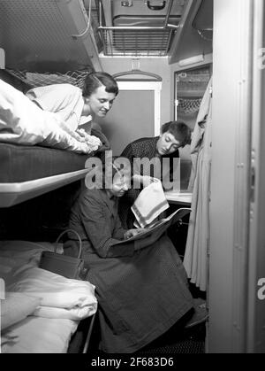 Sleep cart SJ ACO6 with extras Stock Photo - Alamy