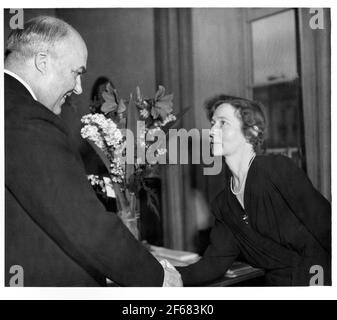 Parting at the Director General Gustaf Dahlbeck. Dahlbeck below its ...