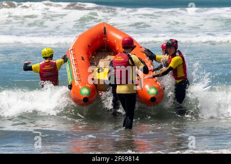 Lifeguard surf rescue dinghy inflatable RIB boat on Bungan beach in ...