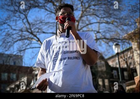 Philadelphia, USA. 30th Mar, 2021. Samantha Rise, a Philadelphia ...
