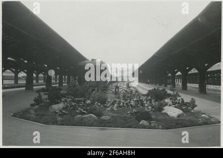 Stone party at stopbets at Stockholm Central Stock Photo - Alamy