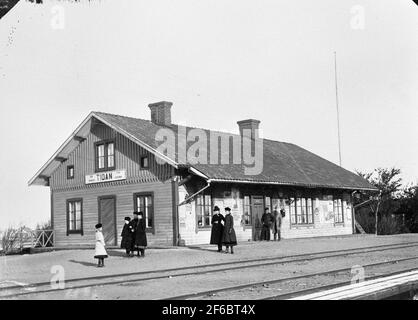 Station Tog in use 1875 Stock Photo - Alamy