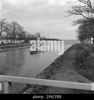Åland trip. Powerboat. Bridge railing Stock Photo - Alamy