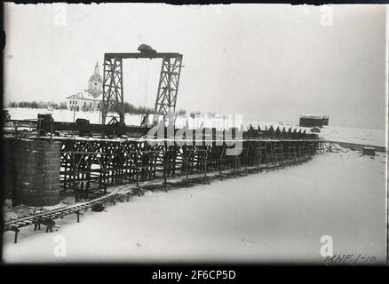 Swivel bridge over the Torne river. On the line between Haparanda ...