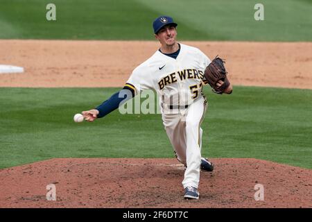 Chicago White Sox pitcher Eric Adler warms up during the seventh inning ...