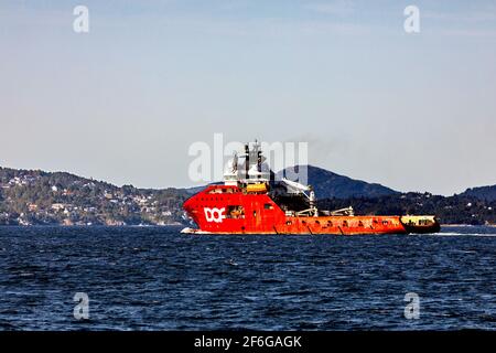 Offshore vessel Skandi Vega (AHTS anchor handling tug supply, b.2010 ...