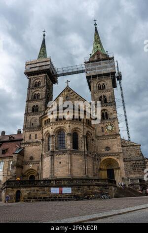 Half-timbered house, Regnitz, cathedral, crane, Bamberg, bishop's town ...