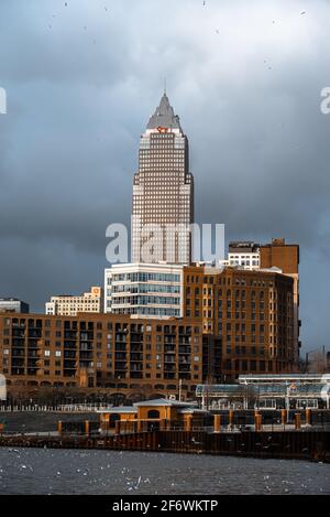 Key Tower in Cleveland Ohio at Night Stock Photo - Alamy