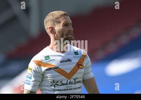 St Helens, UK. 03rd Apr, 2021. Sam Tomkins (29) of Catalans Dragons in ...