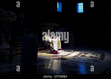 Roma, Italy. 04th Apr, 2021. April 03, 2021 : Pope Francis celebrating ...