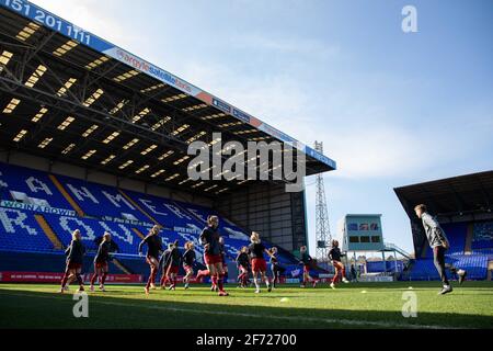 Liverpool, UK. 04th Apr, 2021. Olivia McLoughlin (#16 Aston Villa ...