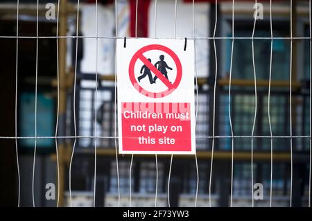 Childrenkeep out sign at construction building site safety sign Stock ...