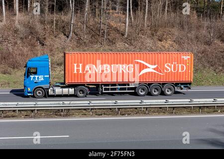 DAF XF truck with Hamburg Süd container on motorway Stock Photo - Alamy
