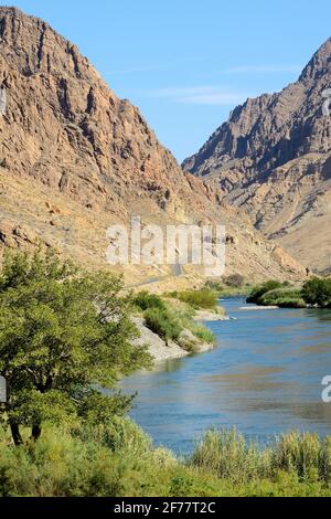 Aras river valley, Mountain landscape, West Azerbaijan Province, Iran ...