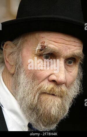 Buster Martin 100 year old who faught off muggers pic David Sandison ...