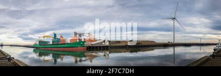 panorama of large bulk carrier tanker at port of Blyth Battleship Wharf ...