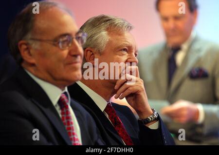 DAVID DAVIS BEFORE TALKING TO THE TORY CONFERENCE IN BOURNMOUTH.6/10/04 ...