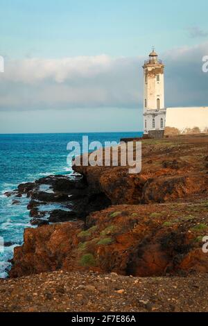 White building next to the Lighthouse at Cape st Vincent, ALgarve ...
