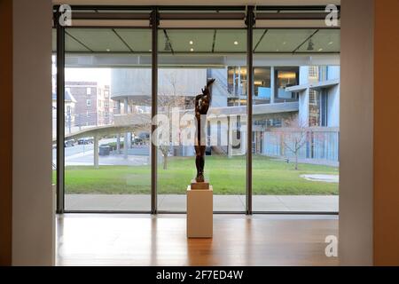 Interior view of Busch-Reisinger Museum in Harvard Art Museum.Harvard ...