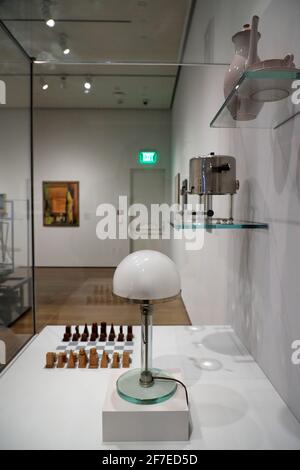 1924's Table Lamp designed by Wilhelm Wagenfeld and Carl Jacob Jucker ...