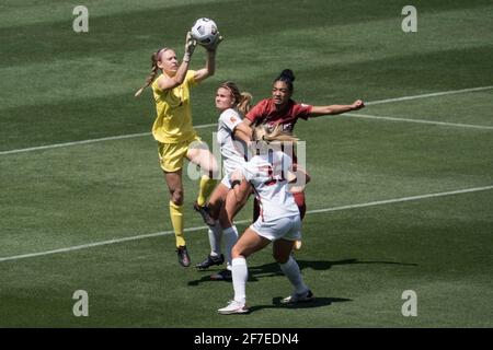 USC Trojans goalkeeper Kaylie Collins (1) during a NCAA women’s soccer ...