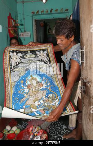 Painting in Raghurajpur artist village famous for making Patta Chitras ...