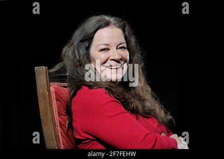 CLAIRE HIGGINS 20/10/09. PICTURE DAVID ASHDOWN Stock Photo - Alamy