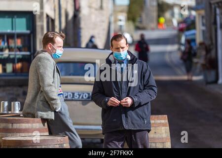 Grassington, UK. 7th April 2021. Nicholas Ralph (James Herriot), Samuel ...