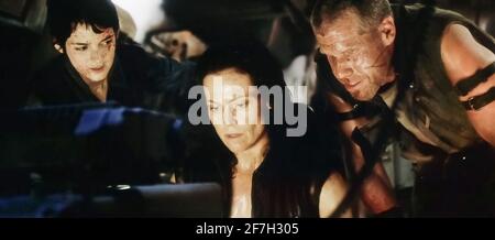 ALIEN: RESURRECTION, Winona Ryder, Ron Perlman, 1997, TM & Copyright (c ...