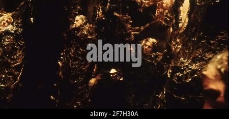 Brad Dourif / Alien: Resurrection / 1997 directed by Jean-Pierre Jeunet ...