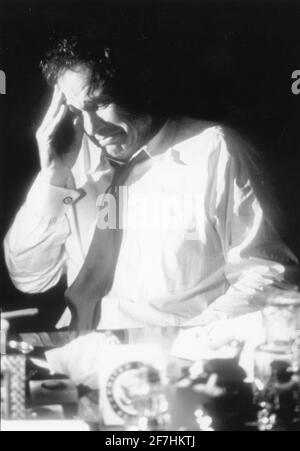 WARREN BEATTY in BULWORTH (1998), directed by WARREN BEATTY. Credit ...