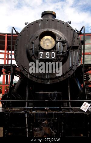 Scranton, Pennsylvania, USA. Reading Railroad FP7 diesel and steam locomotive on display at the ...