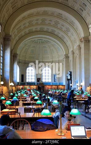 The main reading room of Bates Hall in Boston Central Library.Back Bay ...