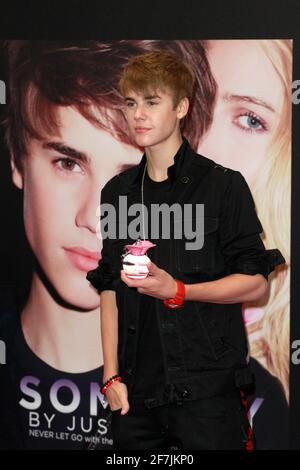 Justin Bieber launches his new fragrance, 'Someday' at Macy's Herald ...