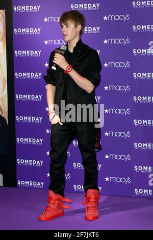 Justin Bieber launches his new fragrance, 'Someday' at Macy's Herald ...