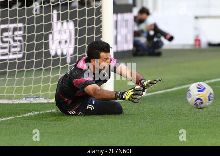 Gianluigi Buffon of Juventus during the warm up Roma 07-12-2019 Stadio ...