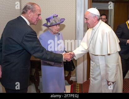 FILE - Pope Francis shakes hands with Sister Raffaella Petrini ...