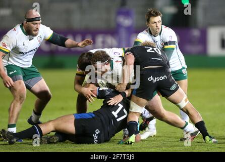 Bath Rugby's Miles Reid tackled by Ulster Rugby's James Mcnabney and ...