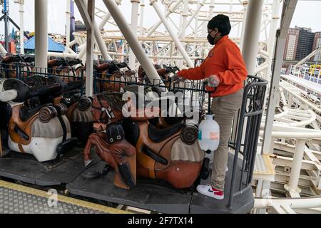 A visitor to Luna Park in Coney Island hurled upside down on the ...