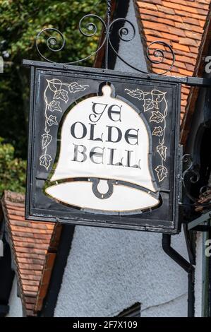 The Olde Bell Inn Hurley Berkshire England. Photo:Jeff Gilbert Stock ...