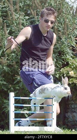17 YEAR OLD SAM LAWRIE WITH SHOW JUMPING RABBIT IVORY PIC MIKE WALKER ...