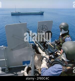 Arrival of Jacob van Heemskerck in IJmuiden, Wijsmuller, 06-03-1964, Whizgle News from the Past ...