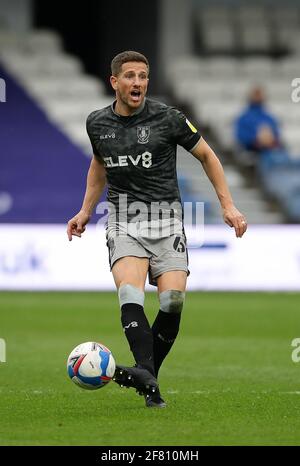 Sam Hutchinson, Sheffield Wednesday Stock Photo - Alamy