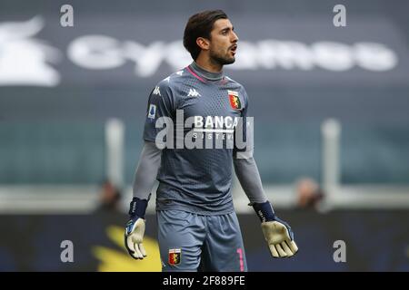 Mattia Perin of Genoa CFC reacts during the Serie A match at Stadio ...