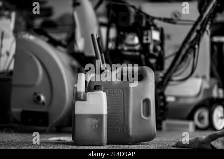 Canister of synthesis gas Stock Photo - Alamy