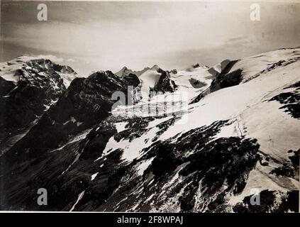 Kaiser Karl I. in Südtirol Stock Photo - Alamy