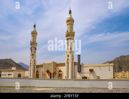 Mosque in al-Chasab, Khasab, in the granny's niches enclave of Musandam ...